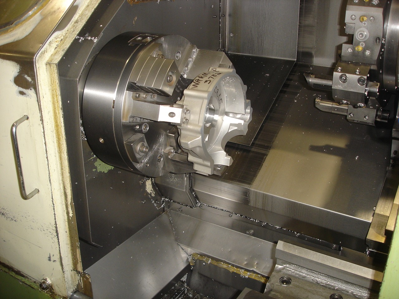 LB 25 Okuma CNC Turning Center Lathe