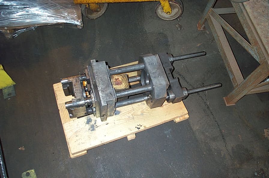 Dorst Compacting Press Model TPA 50